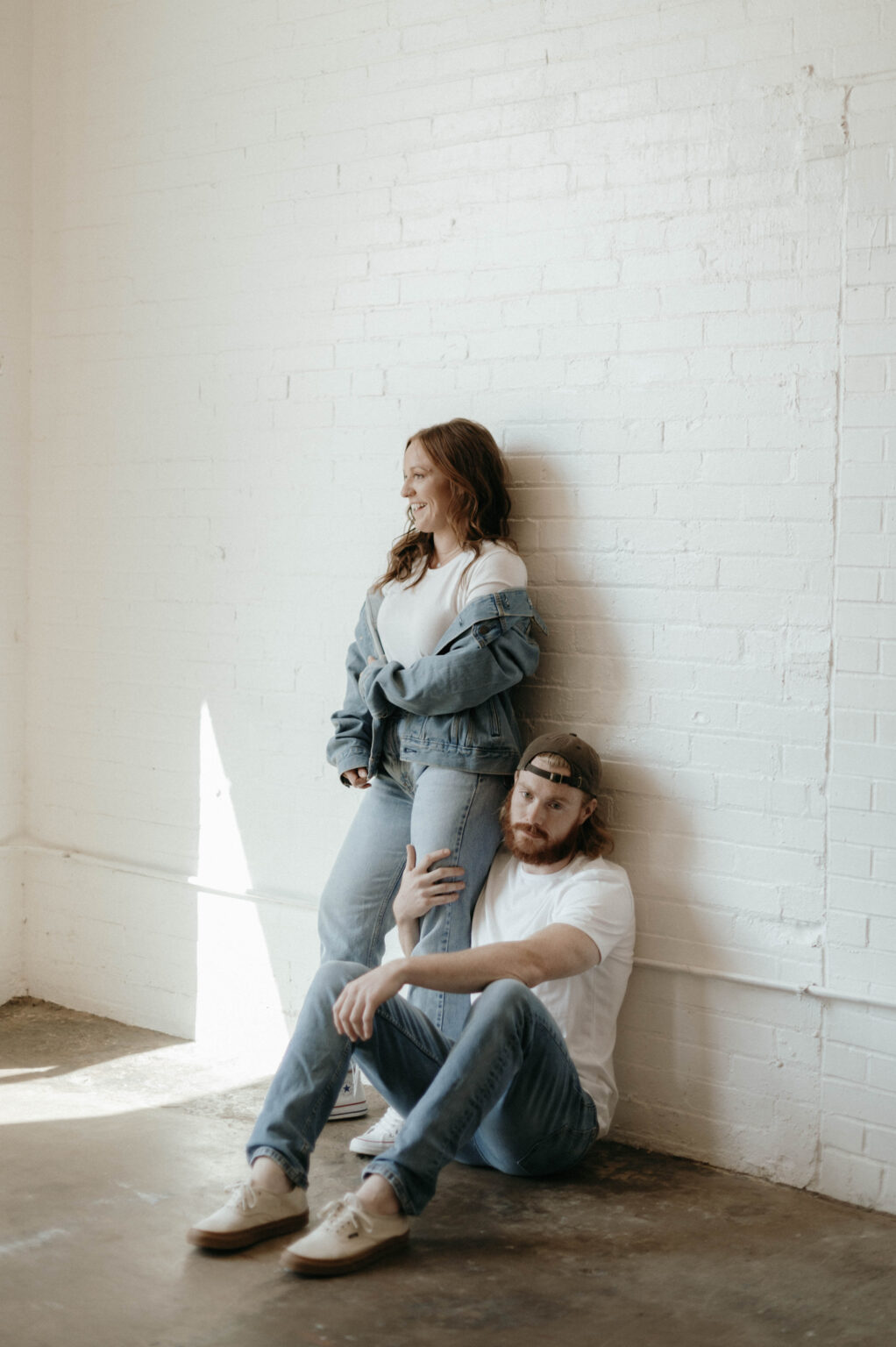 Denim Couples Photoshoot | DFW Engagement Photographer | nicoleendress.com