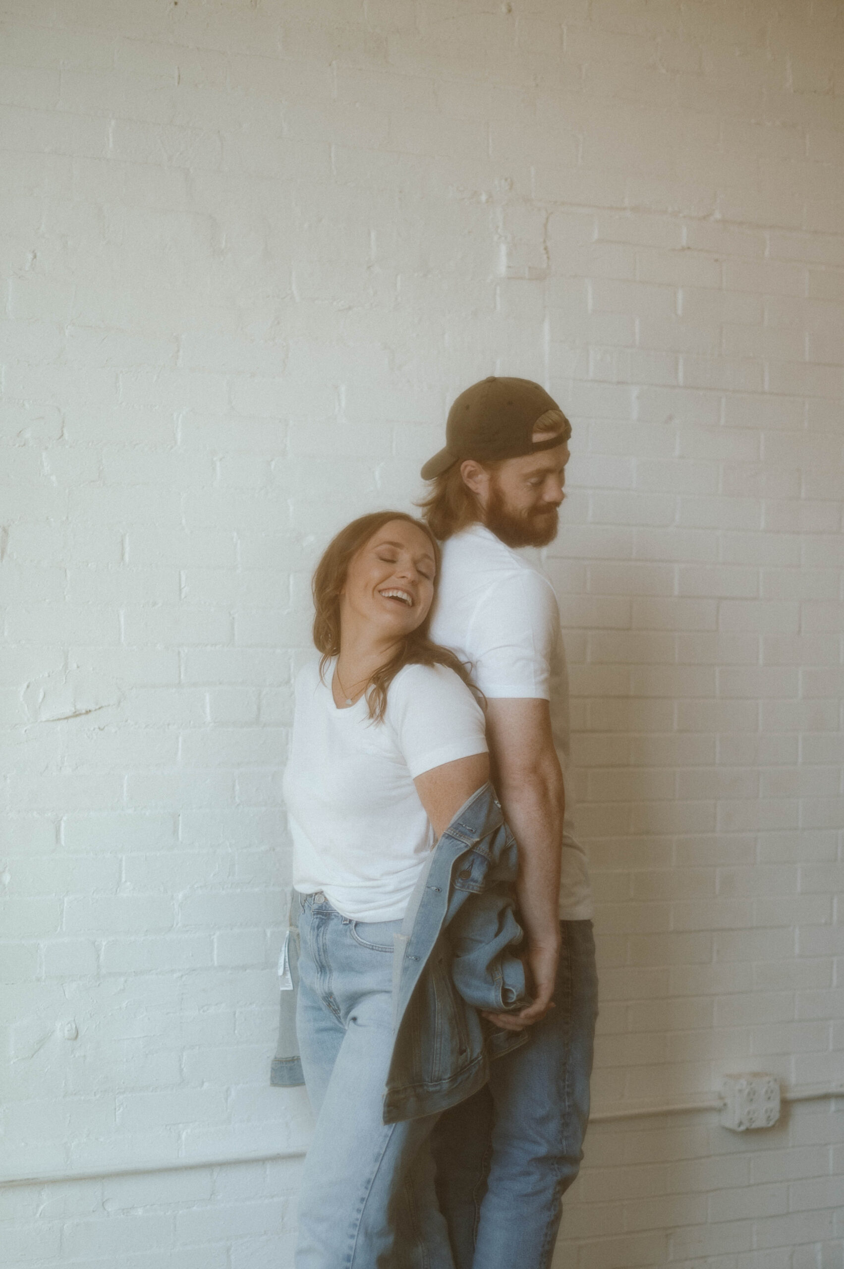 Denim Couples Photoshoot | DFW Engagement Photographer | nicoleendress.com