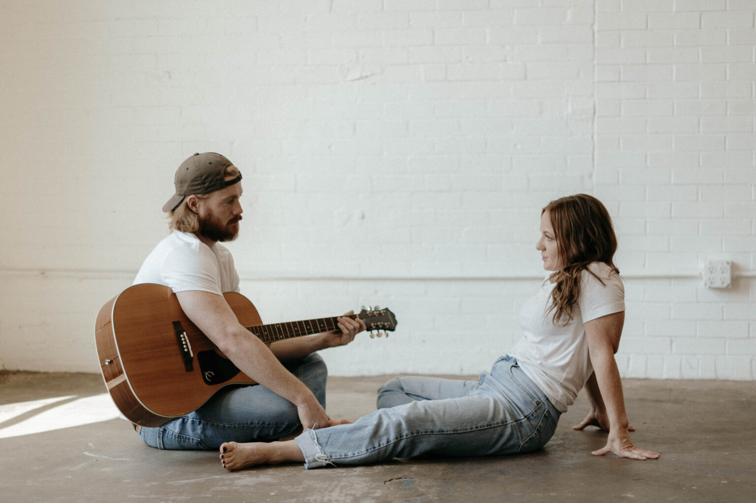 Denim Couples Photoshoot | DFW Engagement Photographer | nicoleendress.com