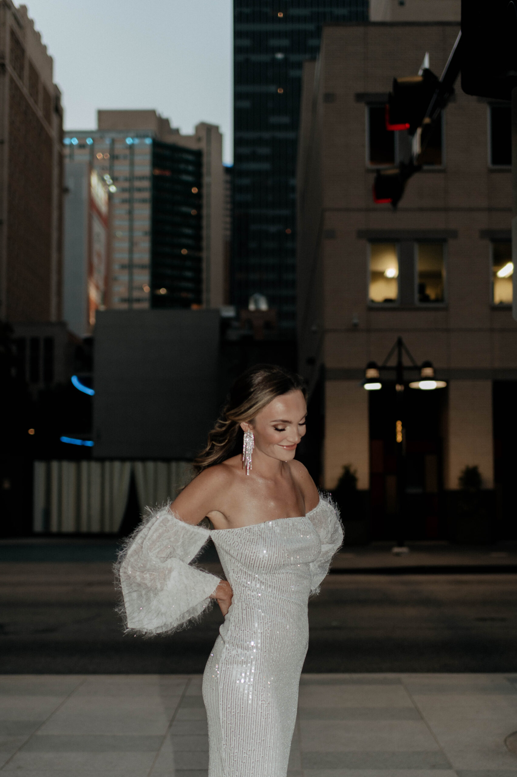 Downtown Dallas Engagement Photos at Night | DFW Engagement ...