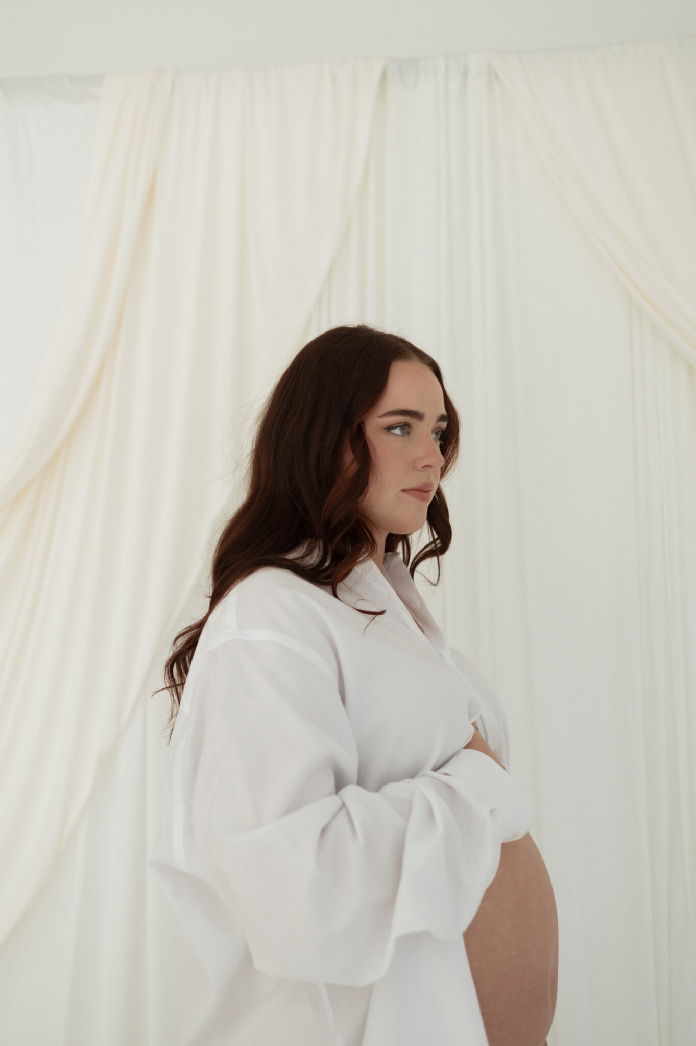 Modern Maternity Photos at Solomons Studio | DFW Maternity Photographer ...